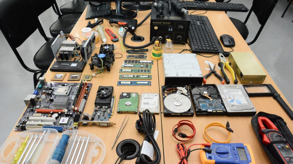 Laboratories – CSE